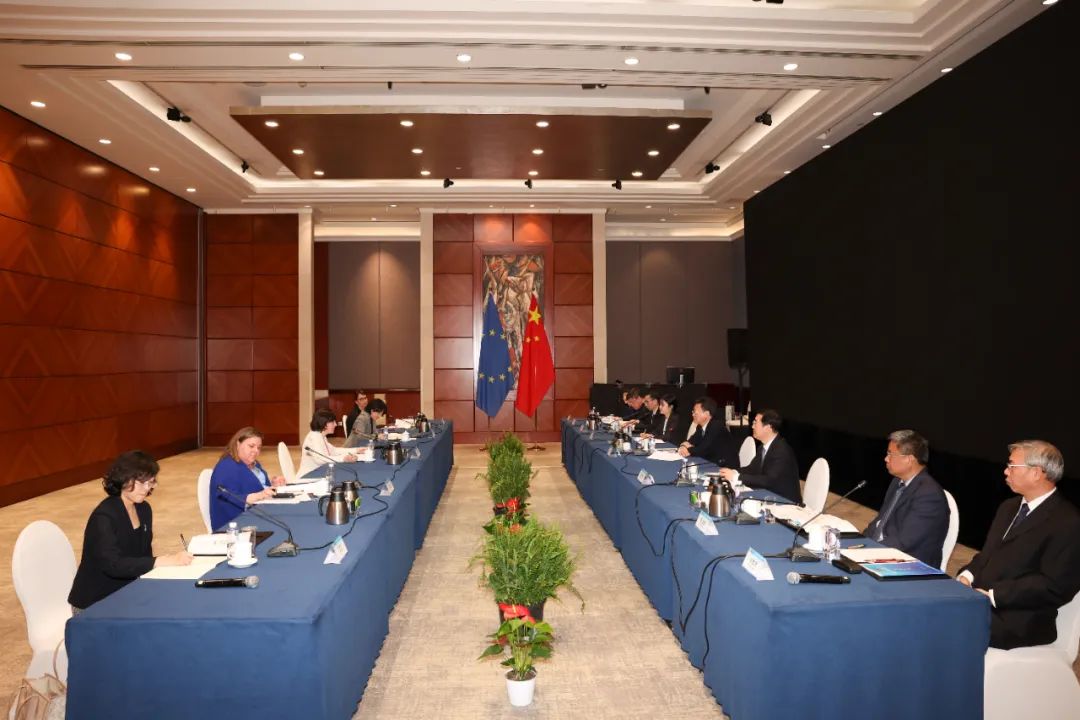 Yu Jianhua, Minister of GACC meets with Ana Gallego Torres, Head of the ...